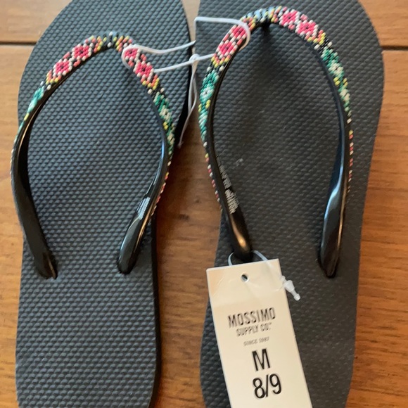 Mossimo Supply Co. | Shoes | Nwt Mossimo N Company Black Flipflops With ...
